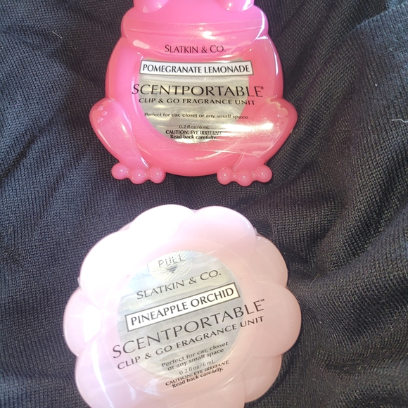 Slatkin & Co | Other | Slatkin Co Pink Scentportable Fragrance Clips ...